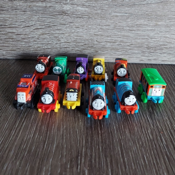 Thomas & Friends | Toys | Thomas The Tank Engine Train Friends Mini ...